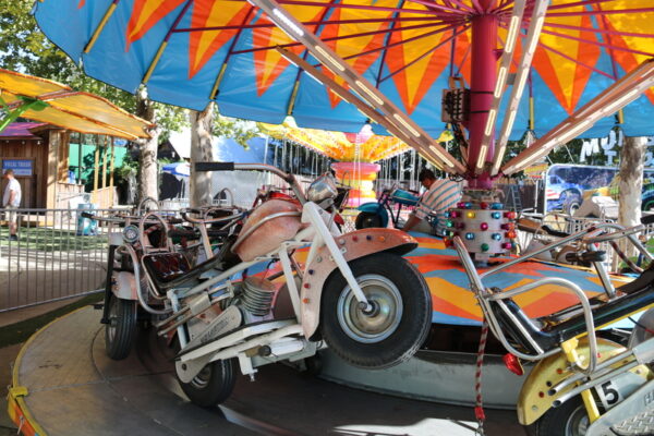 Jumping Cycles • Talley Amusements